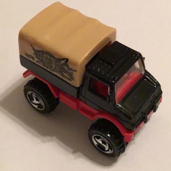 Hot Wheels | Toys | 99 Hot Wheels Black Truck With Bear On Canopy Made ...